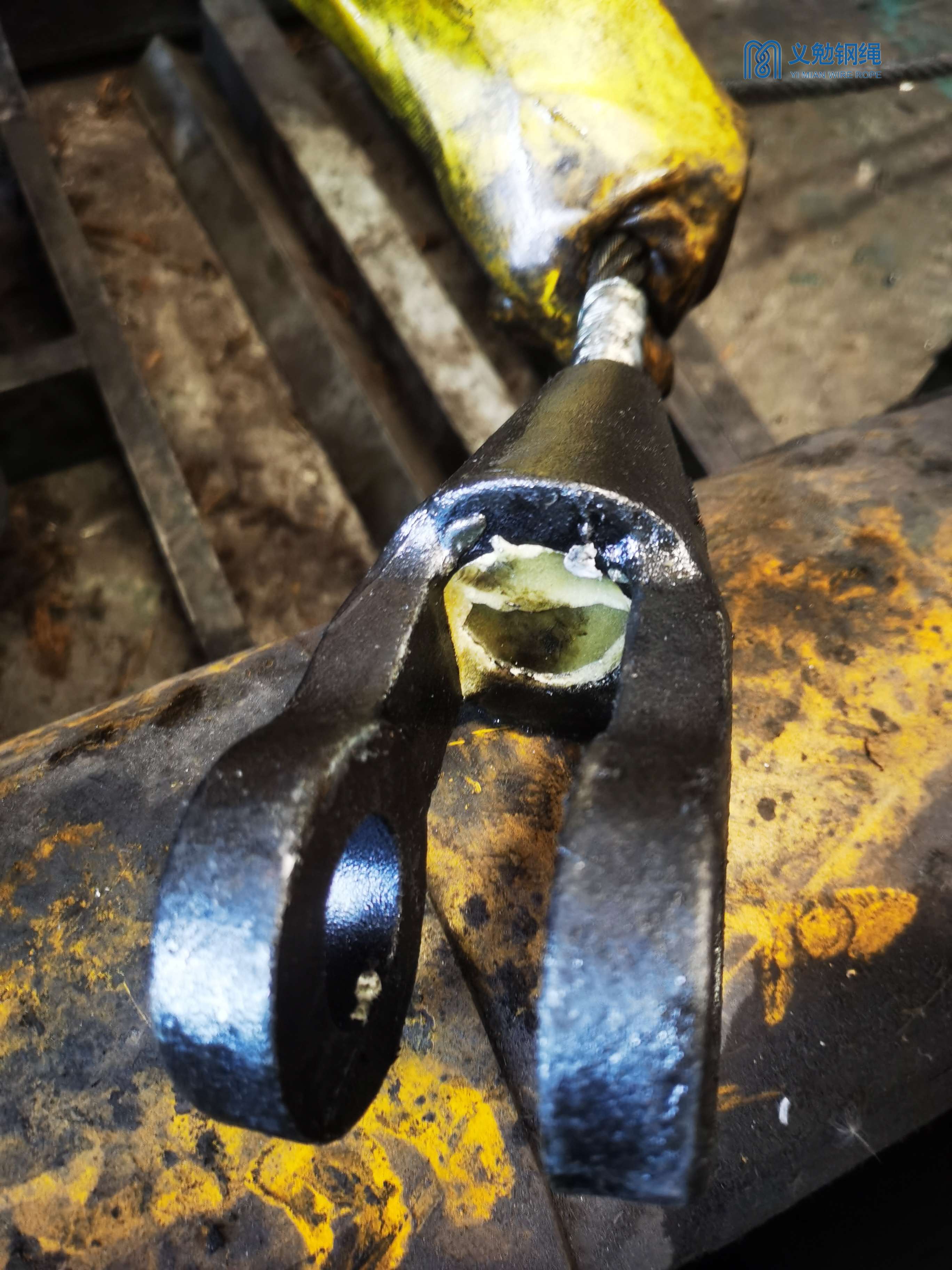 Socketed Wire Rope Slings WireLock Resin - 上海义勉金属制品有限公司 YM lifting slings